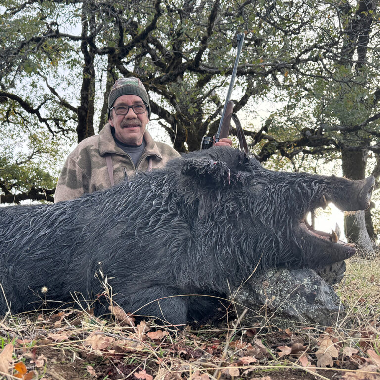 Lockwood Hunting Services - Premium Hunting Adventures